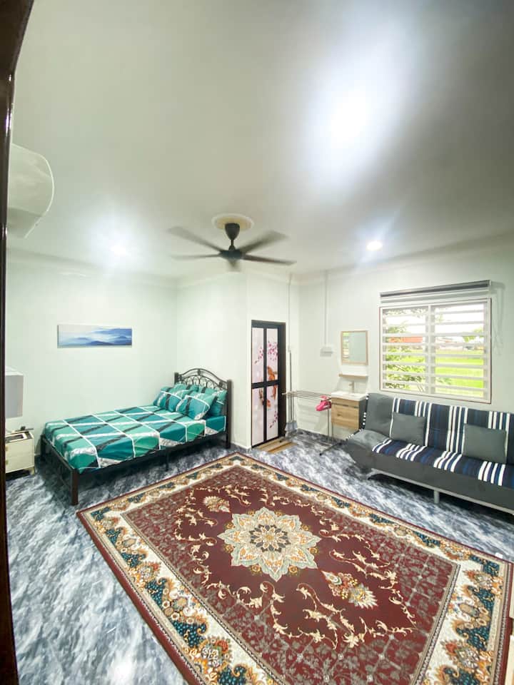 Jenahak Roomstay Ban Pecah - Tanjung Piandang