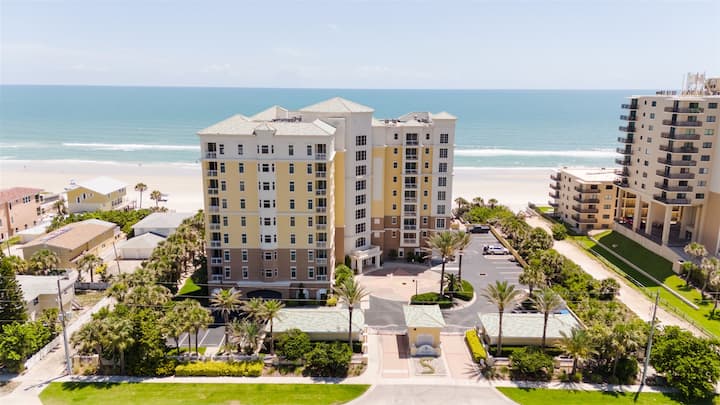 A Slice Of Private Paradise! - New Smyrna Beach, FL