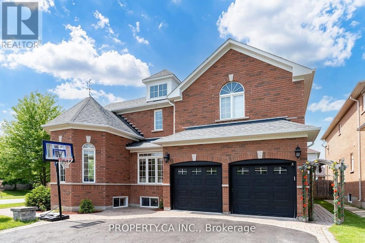 Luxurious Beautiful Home/ Corporate Rental - Barrie