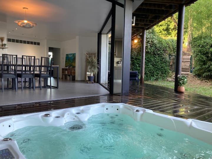 Rez-de-villa | Jacuzzi Privatif - Biot
