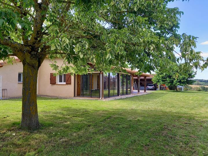 Charmante Maison Avec Belle Vue Sur La Campagne - Auch