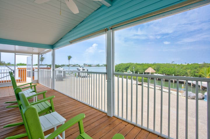 3/2 Stilt Home With Boat Ramp, Dockage, And Pool - Marathon