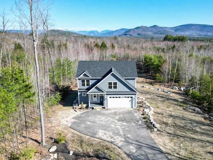 Mountain Valley Home | Firepit + Mountain Views - Conway, NH