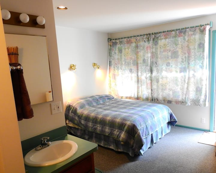 Hope’s Quiet Alternative - Hope, AK