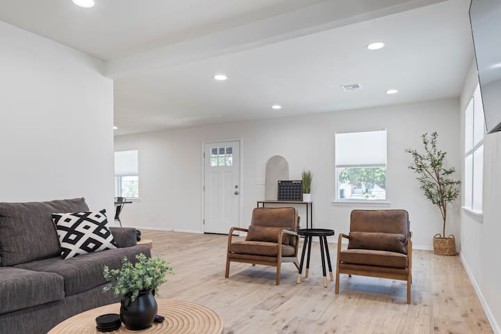 Modern Charmer-3br/2ba-near Ou - Norman, OK