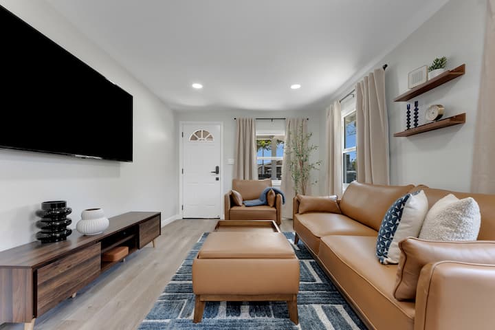 La Esperanza Luxury Mid-century Modern Home W/ac - National City, CA