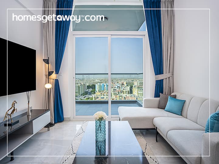 Spacious 1br Apt Minutes From The Metro - Dubai