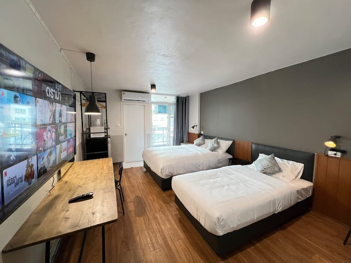 Studio 2 Beds/500mbps Wifi - Mrt Huai Khwang (907) - バンコク