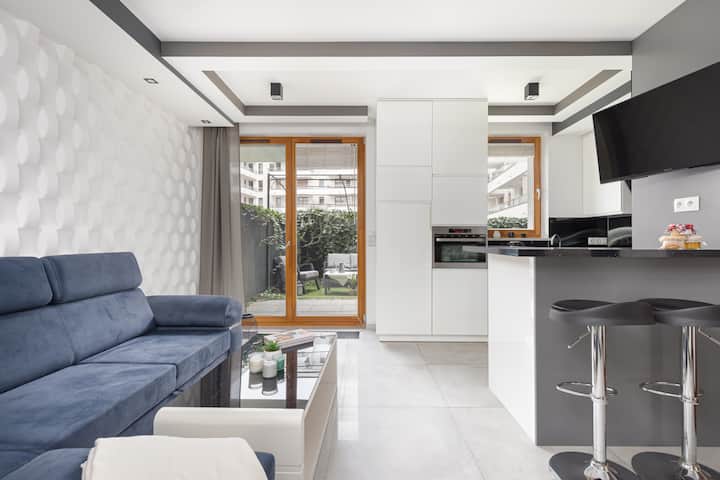 Modern Apartment With Terrace . Cosily! - Warsaw