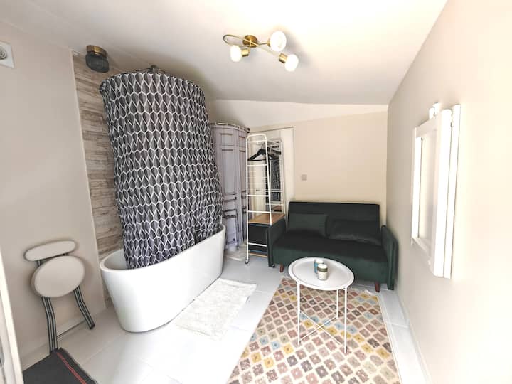 Studette Cosy Privée, 10m2+mini Terrasse, 45'paris - Ecomusée Savigny le Temple