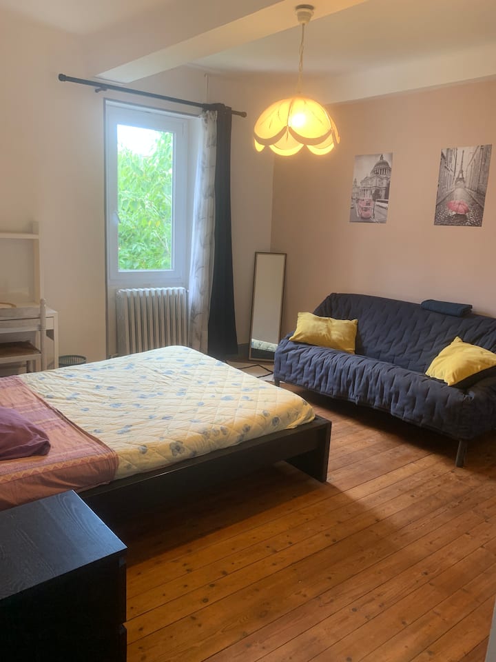 Chambres Entièrement Rénovées - Bollène