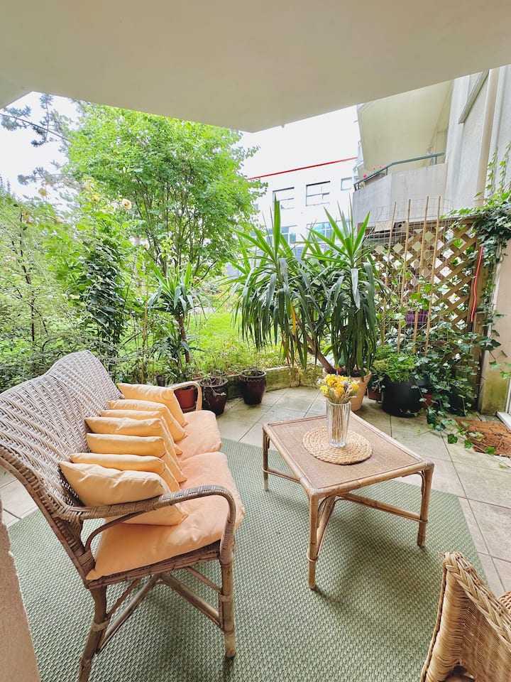 Grand 2 Pièces Au Calme Avec Jardin - Montrouge