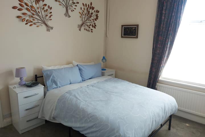 Room In Falsgrave Scarborough - Scarborough