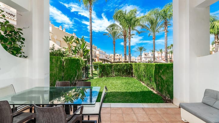 Chalet Adosado En Marbella - 1ª Linea De Playa - Marbella