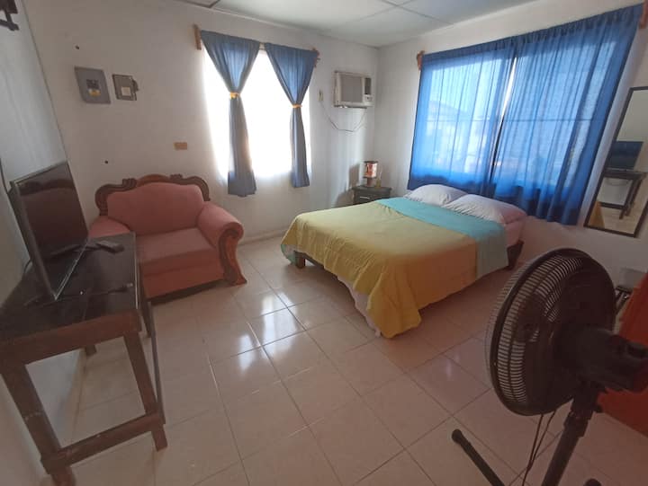 Económico, Equipado Y Amplio. - Villahermosa