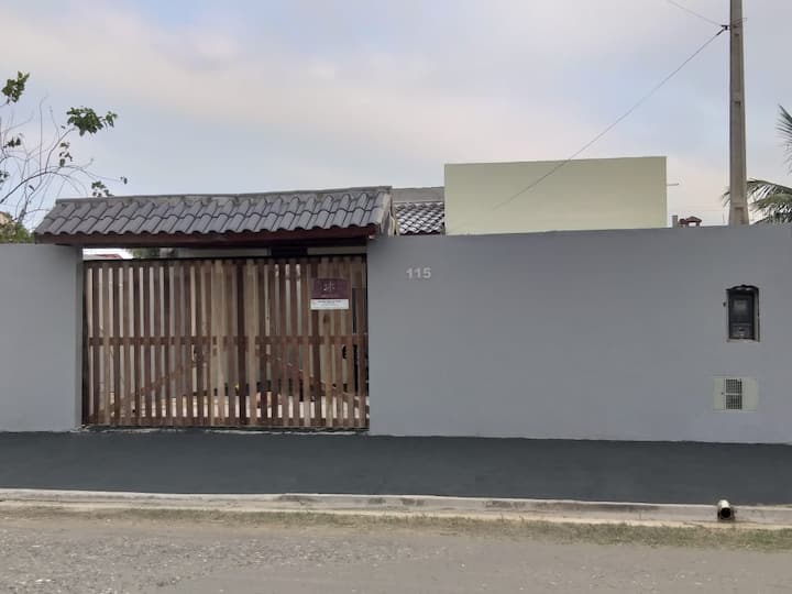 Casa Num Dos Melhores Bairros - Ilha Comprida