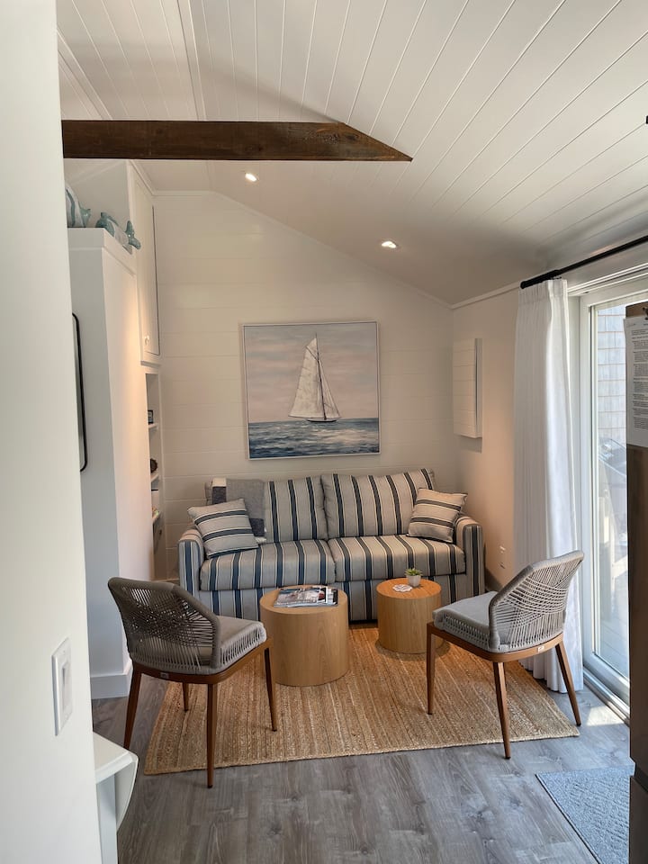 Newly Renovated 1 Bedroom - Provincetown, MA