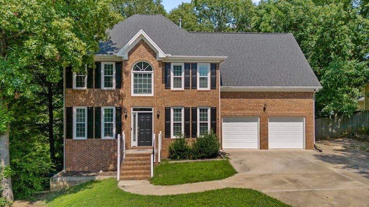 Near Downtown Cary & Raleigh - Cary, NC