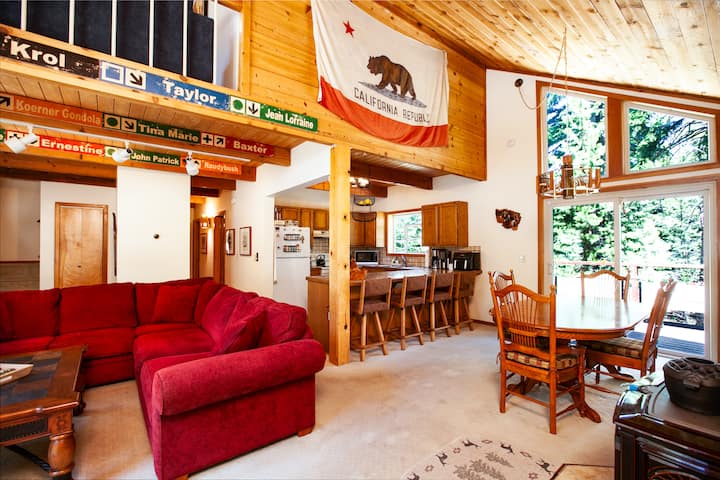Bolzano Retreat | Pet Friendly Near Palisades - Truckee, CA