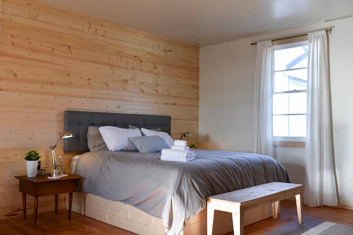 Suite 7-humboldt Bay Social Club - Eureka, CA
