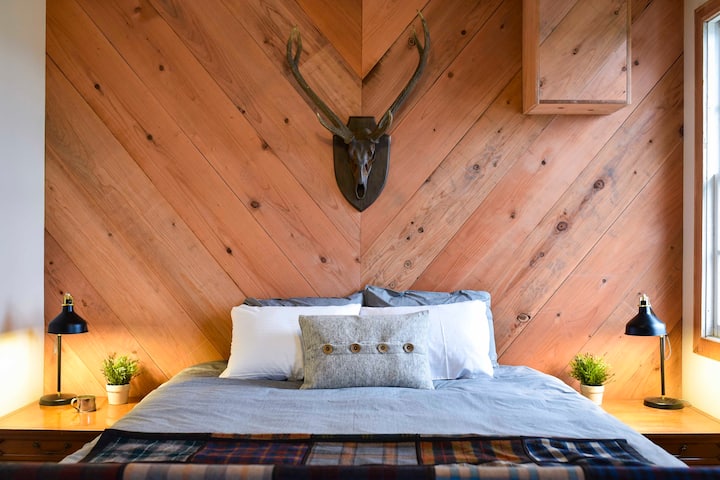 Suite 8-humboldt Bay Social Club - Eureka, CA