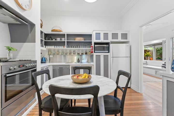 Barbara's Guesthouse - Suite 1 - Byron Bay