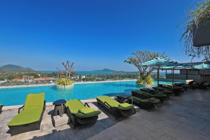 Condo With Roof Top Sea View - Phuket