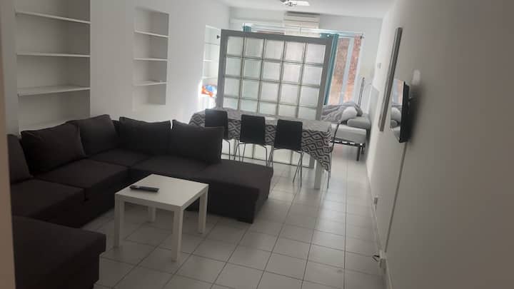 Studio En Centre Ville D' Orange - Orange