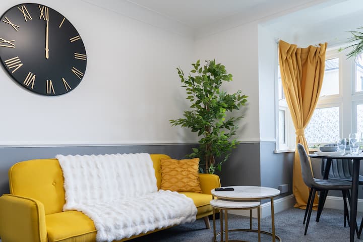 Open Mind Property - Cosy Apartment With 3 Beds - Portsmouth