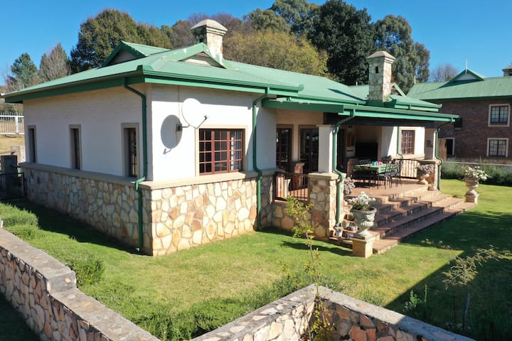 Salt & Pepper Unit 1 - Dullstroom
