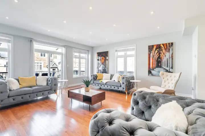 Elegant 3br Townhome On Bronte Rd, Oakville - Oakville
