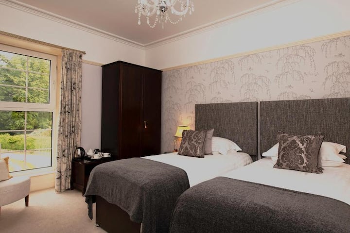 Deluxe Double/twin -Garden View - Newby Bridge