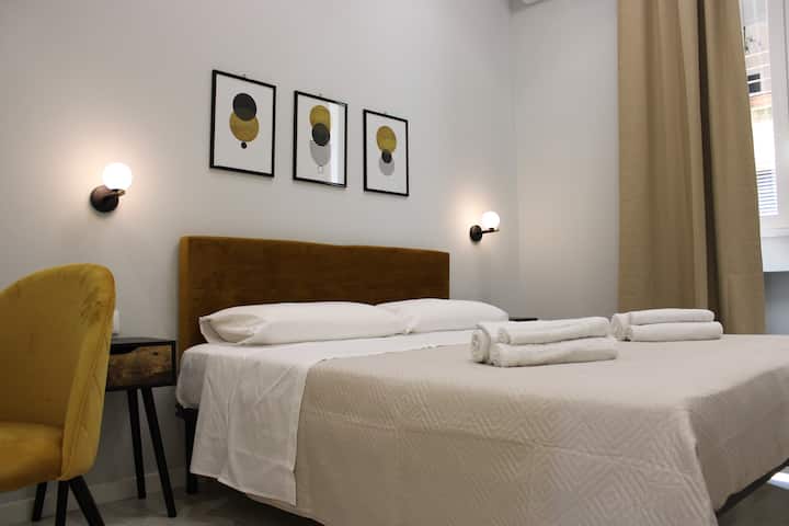 Eclissi Room (B&b Incentro) - Messina