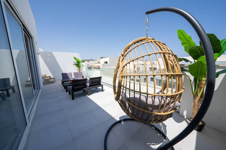 Sun-kissed Bliss Penthouse  St Julian’s, Paceville - Malta