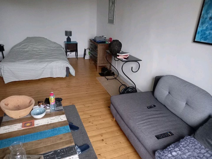 Chambre Dans Une Maison De Ville - Brocéliande