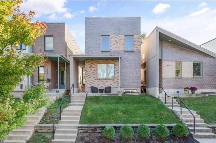 Power House | Comfortable - St. Louis, MO