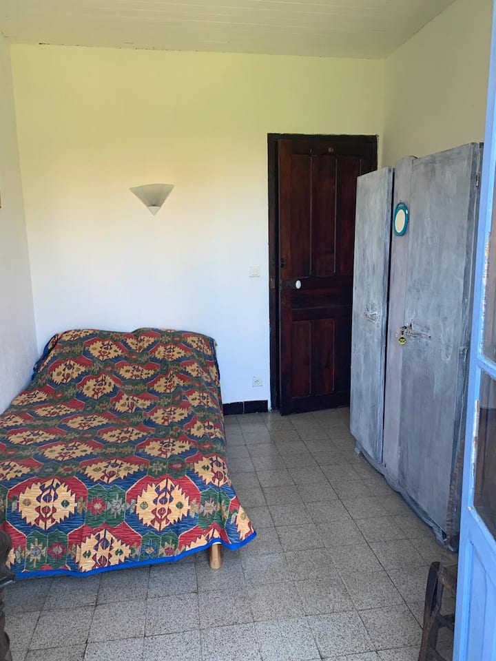 Room With Balcony & Single Bed - Évisa