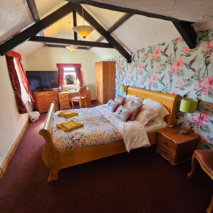 The West Country Inn - Clovelly