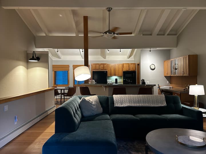 Tasteful Tahoe Townhome - Carson City, NV