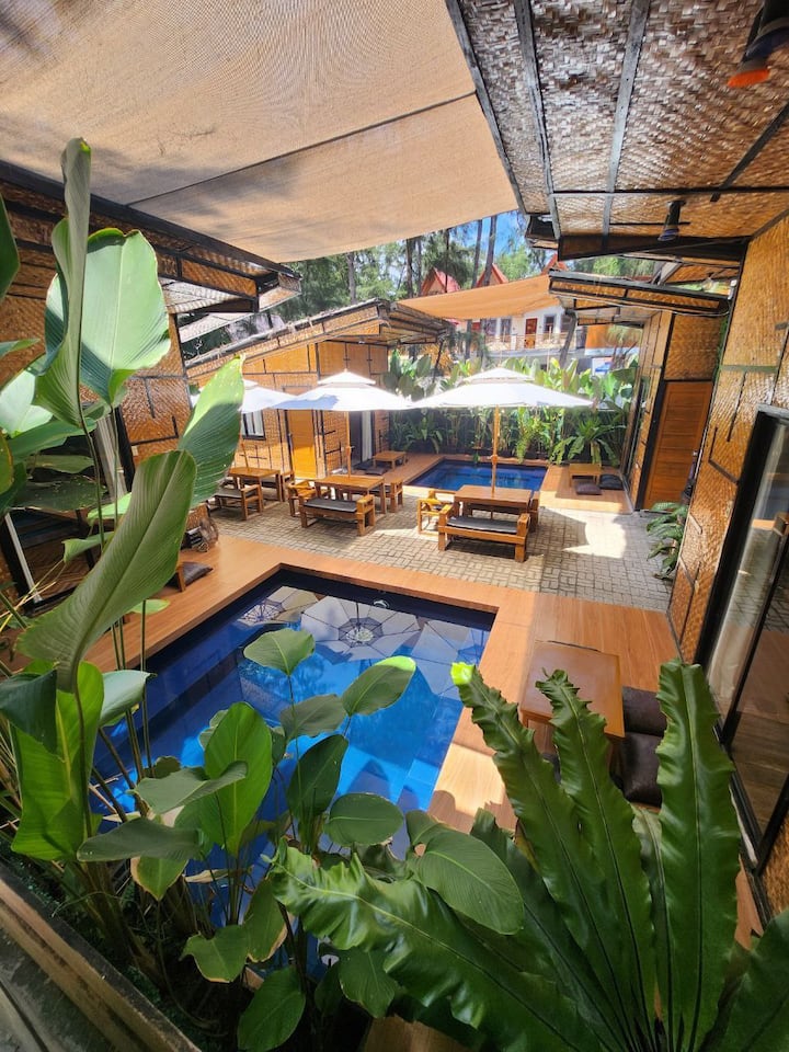 Beach Resort In Liwliwa Zambales - San Felipe