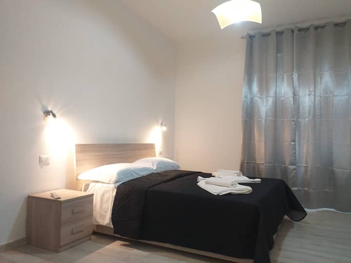Bernini: Matrimoniale Con Bagno Privato - Alghero