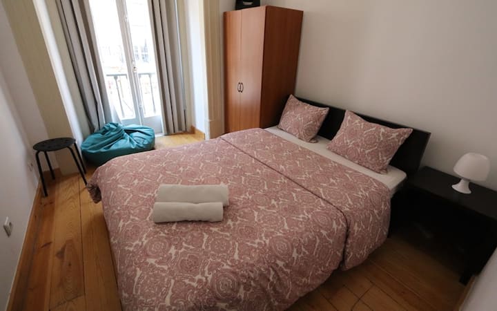 Room 3 By Shared Bath - Lissabon