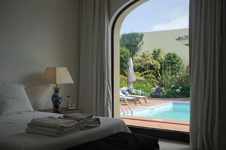 Casa Dos Arcos Studios & Pool - Ponta Delgada