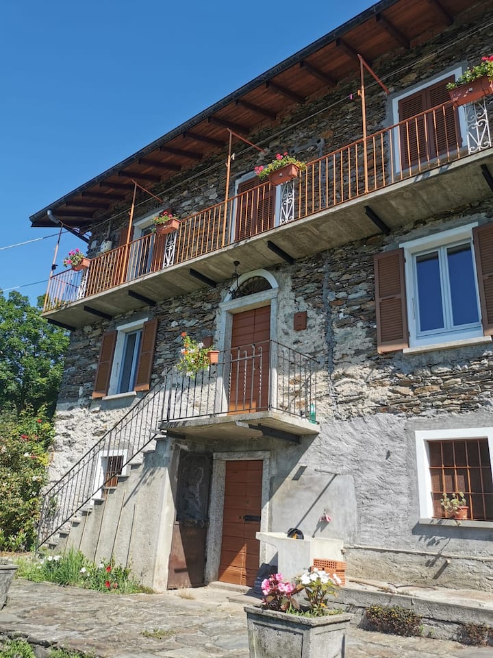 Casa In Sasso - Vista Favolosa - Mergozzo
