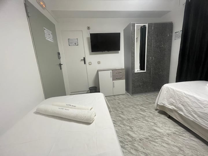 Doble 2 Camas Individuales - Arganda del Rey