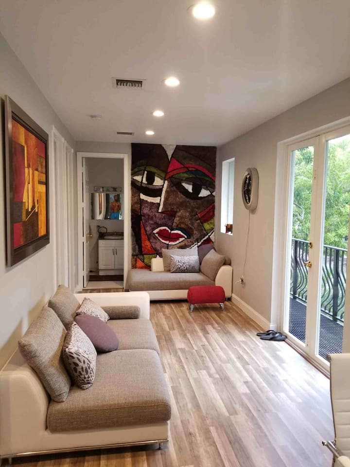 Amazing Brand New Home - Miami, FL