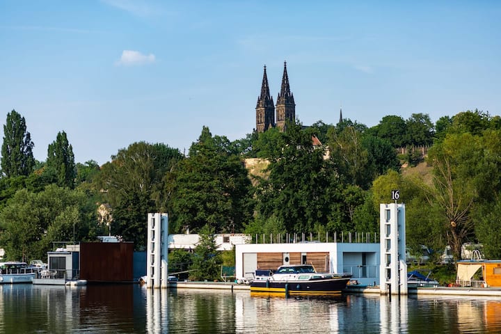 Margarita- Town 10', Park Free, View, Ac, Spacious - Prag