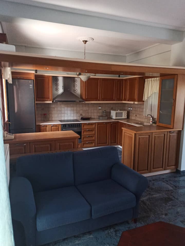 Nea Peramos Apartment-1 - Мегара