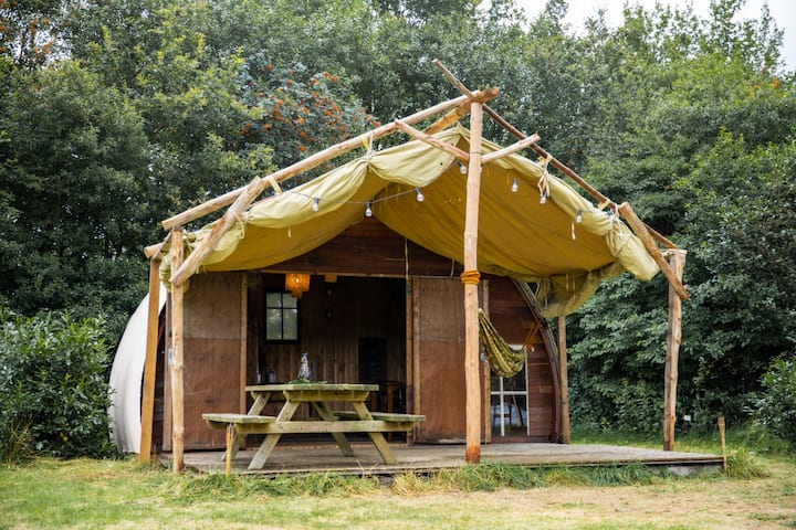 Romney Lodge; Op Ont Moeten - Eibergen