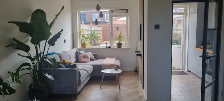 Garden, Jacuzzi & City Centre - Alkmaar